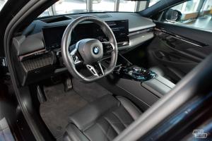 Melns BMW 520 2025 Kauņa, ar dzinēja tilpumu 2.00 L un nobraukumu 24 tūkst. km par 59990 €, foto 22 vietnē AUTOMOTO.COM.LV