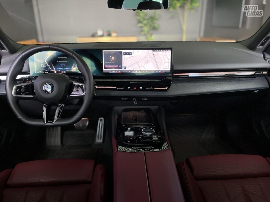 Black BMW 520 2025 in Klaipeda, with an engine capacity of 2.00 L and mileage of 20 thousand km for 54933 €, photo 13 on AUTOMOTO.COM.LV