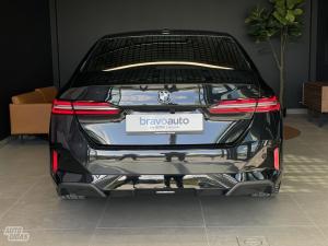 Melns BMW 520 2025 Klaipėda, ar dzinēja tilpumu 2.00 L un nobraukumu 20 tūkst. km par 53844 €, foto 6 vietnē AUTOMOTO.COM.LV