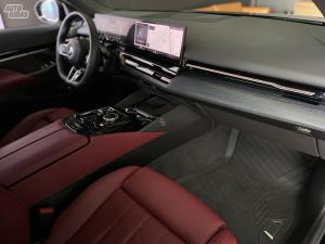 Melns BMW 520 2025 Klaipėda, ar dzinēja tilpumu 2.00 L un nobraukumu 20 tūkst. km par 53844 €, foto 14 vietnē AUTOMOTO.COM.LV