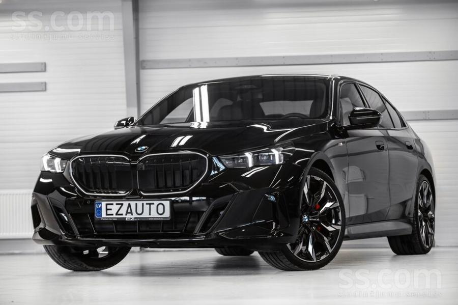 Black BMW 520 2025 in Tukums, with an engine capacity of 2.00 L and mileage of 30 thousand km for 55777 €, photo 1 on AUTOMOTO.COM.LV