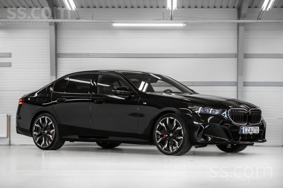 Black BMW 520 2025 in Tukums, with an engine capacity of 2.00 L and mileage of 30 thousand km for 55777 €, photo 6 on AUTOMOTO.COM.LV