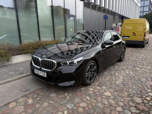 Black BMW 520 2025 in Vilnius, with an engine capacity of 2.00 L and mileage of 24 thousand km for 53900 €, photo 1 on AUTOMOTO.COM.LV