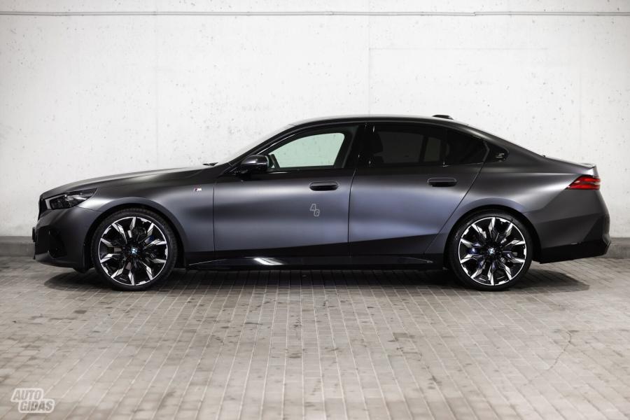Melns BMW 520 2025 Viļņa, ar dzinēja tilpumu 2.00 L un nobraukumu 59 tūkst. km par 59491 €, foto 7 vietnē AUTOMOTO.COM.LV