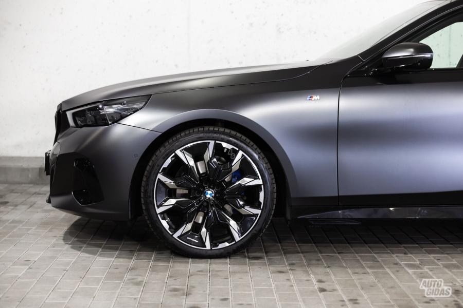 Melns BMW 520 2025 Viļņa, ar dzinēja tilpumu 2.00 L un nobraukumu 59 tūkst. km par 59491 €, foto 8 vietnē AUTOMOTO.COM.LV