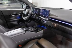 Melns BMW 520 2025 Viļņa, ar dzinēja tilpumu 2.00 L un nobraukumu 59 tūkst. km par 59491 €, foto 24 vietnē AUTOMOTO.COM.LV