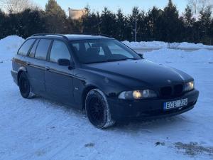 Melns BMW 520 2001 Šilutė, ar dzinēja tilpumu 2.20 L un nobraukumu 280 tūkst. km par 1350 €, foto  vietnē AUTOMOTO.COM.LV