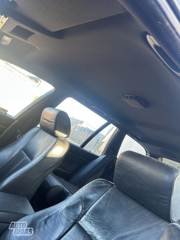 Melns BMW 520 2001 Kauņa, ar dzinēja tilpumu 2.20 L un nobraukumu 450 tūkst. km par 800 €, foto 6 vietnē AUTOMOTO.COM.LV