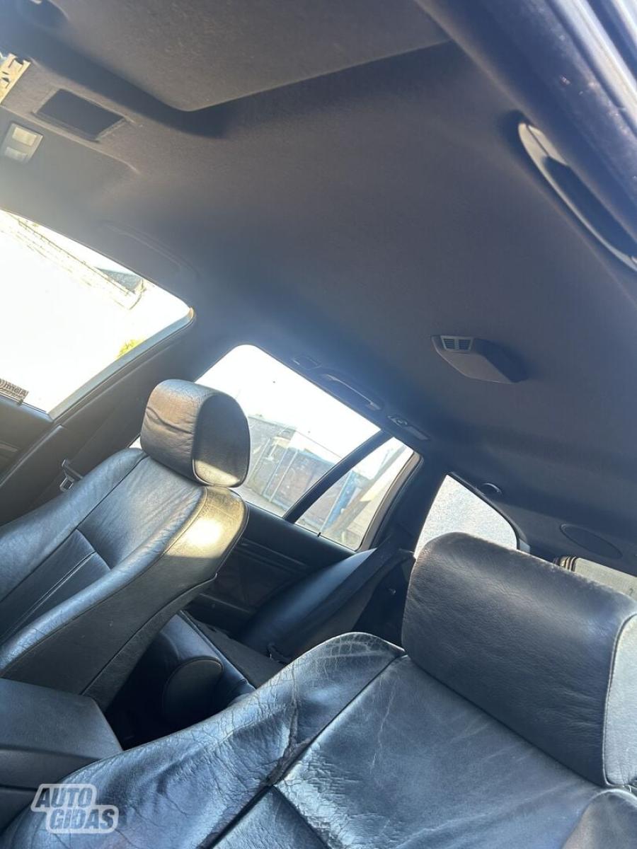 Melns BMW 520 2001 Kauņa, ar dzinēja tilpumu 2.20 L un nobraukumu 450 tūkst. km par 800 €, foto 6 vietnē AUTOMOTO.COM.LV