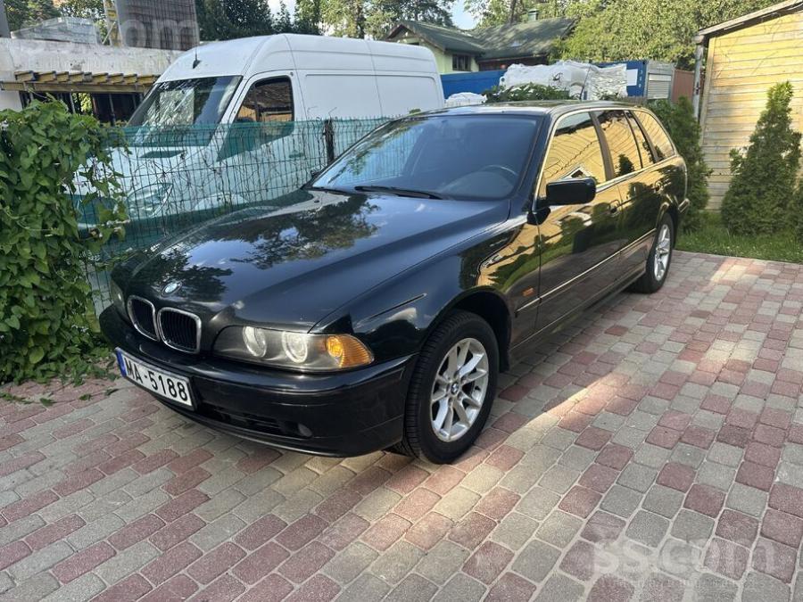 Черный БМВ 520 2003 в Юрмала, объемом двигателя 2.20 л и пробегом 272 тыс. км за 2450 €, фото 1 на AUTOMOTO.COM.LV
