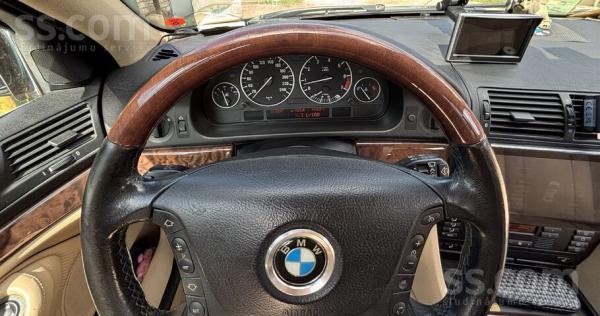 Melns BMW 520 2003 Liepāja, ar dzinēja tilpumu 2.20 L un nobraukumu 213 tūkst. km par 4850 €, foto 5 vietnē AUTOMOTO.COM.LV