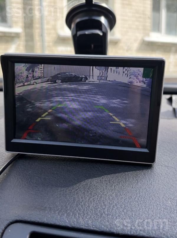 Melns BMW 520 2003 Liepāja, ar dzinēja tilpumu 2.20 L un nobraukumu 213 tūkst. km par 4850 €, foto 10 vietnē AUTOMOTO.COM.LV