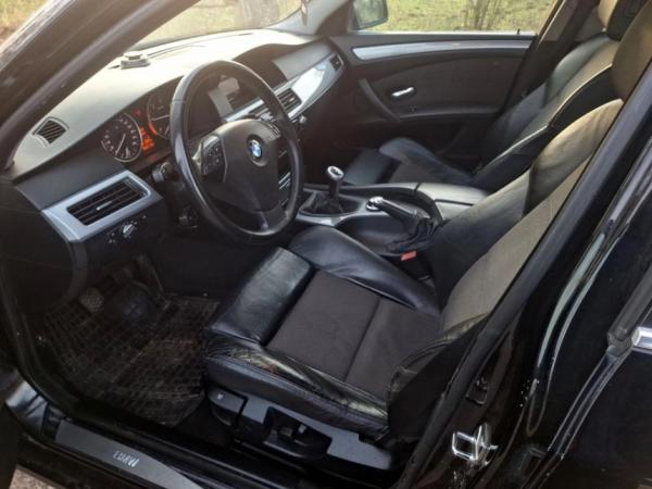 Black BMW 520 2005 in Riga, with an engine capacity of 2.00 L and mileage of 365 thousand km for 2950 €, photo 5 on AUTOMOTO.COM.LV