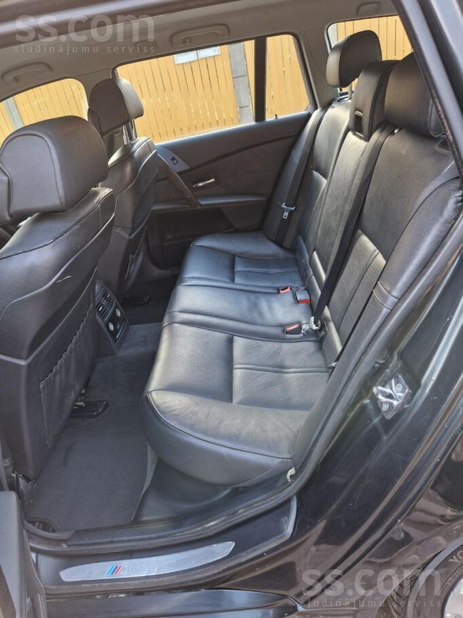 Black BMW 520 2006 in Jelgava, with an engine capacity of 2.00 L and mileage of 515 thousand km for 3600 €, photo 9 on AUTOMOTO.COM.LV