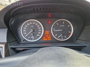 Black BMW 520 2006 in Jelgava, with an engine capacity of 2.00 L and mileage of 515 thousand km for 3600 €, photo 20 on AUTOMOTO.COM.LV