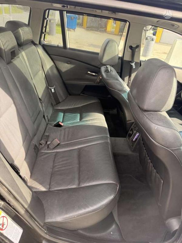 Black BMW 520 2006 in Kaunas, with an engine capacity of 2.00 L and mileage of 243 thousand km for 2200 €, photo 8 on AUTOMOTO.COM.LV