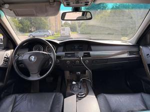 Melns BMW 520 2006 Kauņa, ar dzinēja tilpumu 2.00 L un nobraukumu 243 tūkst. km par 2200 €, foto 23 vietnē AUTOMOTO.COM.LV