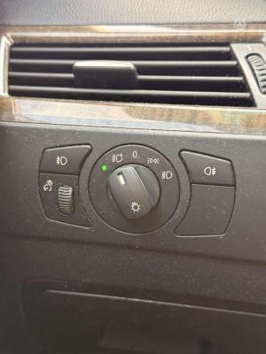 Melns BMW 520 2006 Kauņa, ar dzinēja tilpumu 2.00 L un nobraukumu 243 tūkst. km par 2200 €, foto 26 vietnē AUTOMOTO.COM.LV