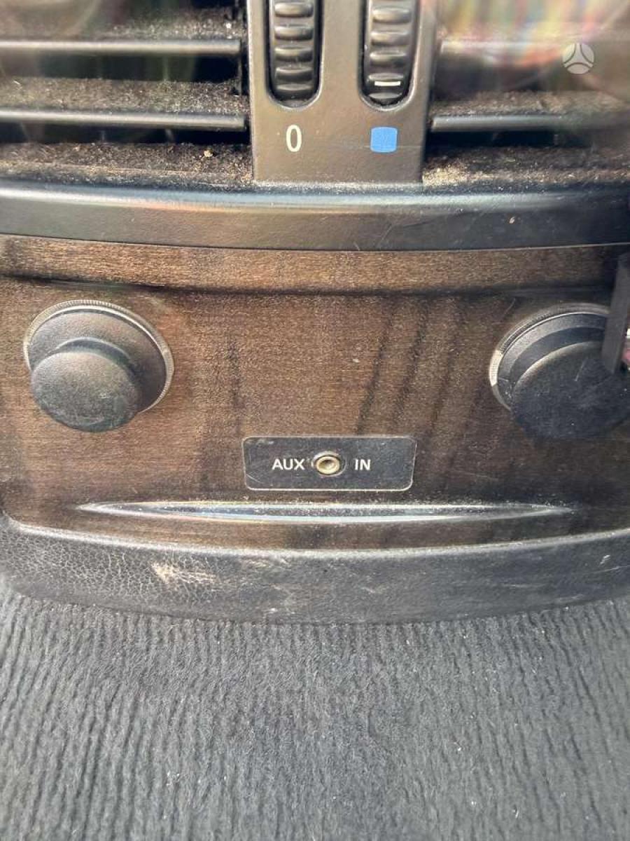Melns BMW 520 2006 Kauņa, ar dzinēja tilpumu 2.00 L un nobraukumu 243 tūkst. km par 2200 €, foto 29 vietnē AUTOMOTO.COM.LV