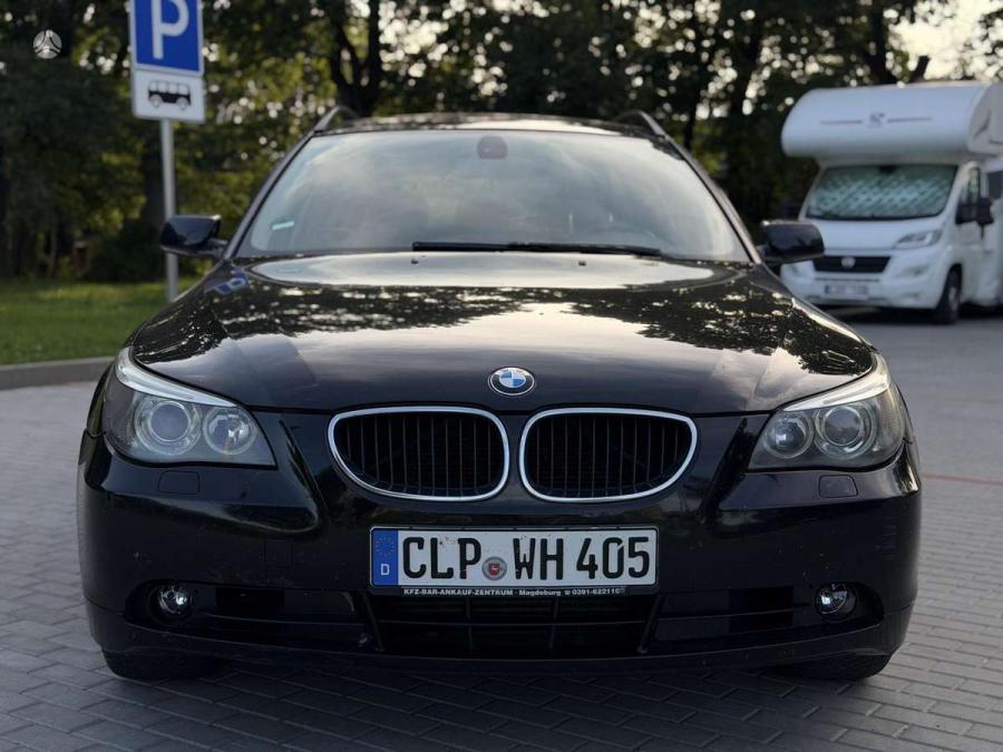 Black BMW 520 2006 in Rokiskis, with an engine capacity of 2.00 L and mileage of 400 thousand km for 2150 €, photo 11 on AUTOMOTO.COM.LV