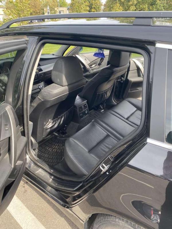 Black BMW 520 2006 in Vilnius, with an engine capacity of 2.00 L and mileage of 275 thousand km for 2300 €, photo 5 on AUTOMOTO.COM.LV