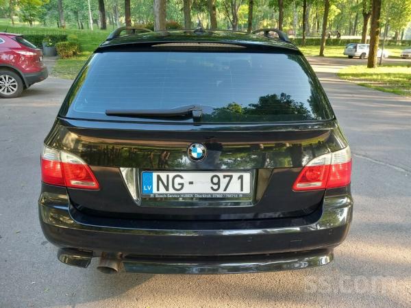 Black BMW 520 2007 in Riga, with an engine capacity of 2.00 L and mileage of 242 thousand km for 3999 €, photo 5 on AUTOMOTO.COM.LV