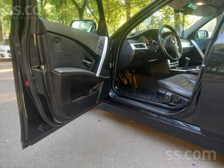 Melns BMW 520 2007 Rīga, ar dzinēja tilpumu 2.00 L un nobraukumu 242 tūkst. km par 3999 €, foto 12 vietnē AUTOMOTO.COM.LV