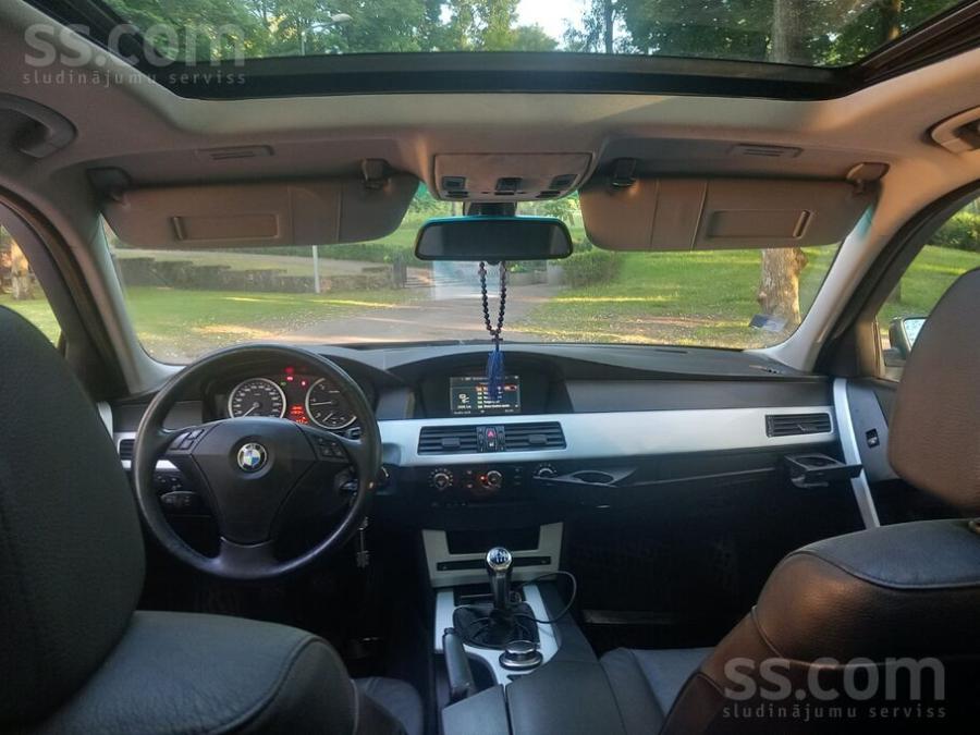 Melns BMW 520 2007 Rīga, ar dzinēja tilpumu 2.00 L un nobraukumu 242 tūkst. km par 3999 €, foto 16 vietnē AUTOMOTO.COM.LV