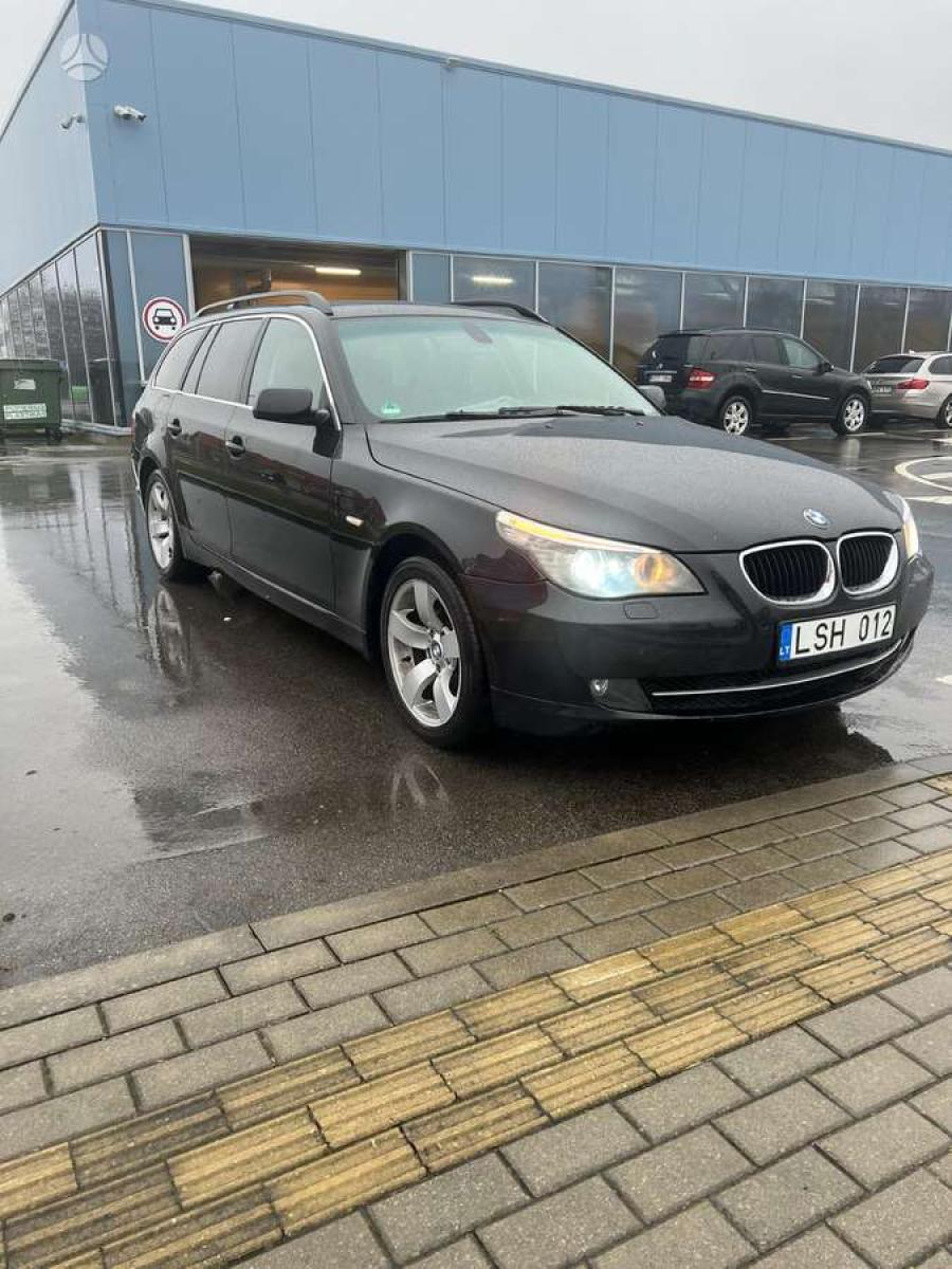 Melns BMW 520 2007 Klaipėda, ar dzinēja tilpumu 2.00 L un nobraukumu 405 tūkst. km par 3300 €, foto 2 vietnē AUTOMOTO.COM.LV