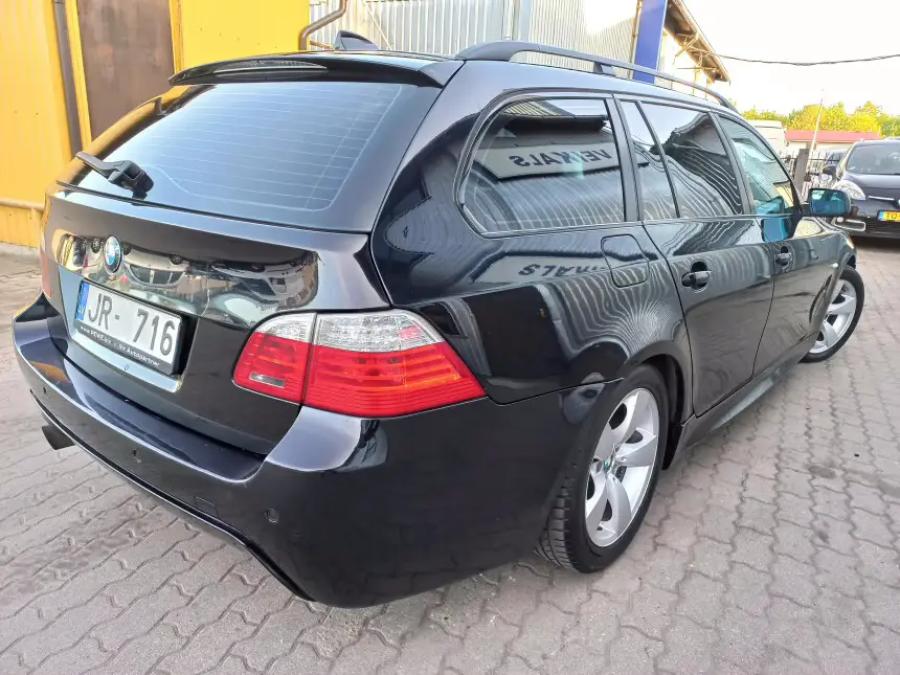 Black BMW 520 2007 in Riga, with an engine capacity of 2.00 L and mileage of 300 thousand km for 4000 €, photo 3 on AUTOMOTO.COM.LV