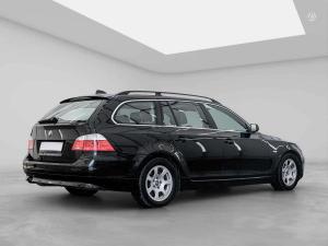 Melns BMW 520 2007 Kauņa, ar dzinēja tilpumu 2.00 L un nobraukumu 301 tūkst. km par 4490 €, foto 4 vietnē AUTOMOTO.COM.LV