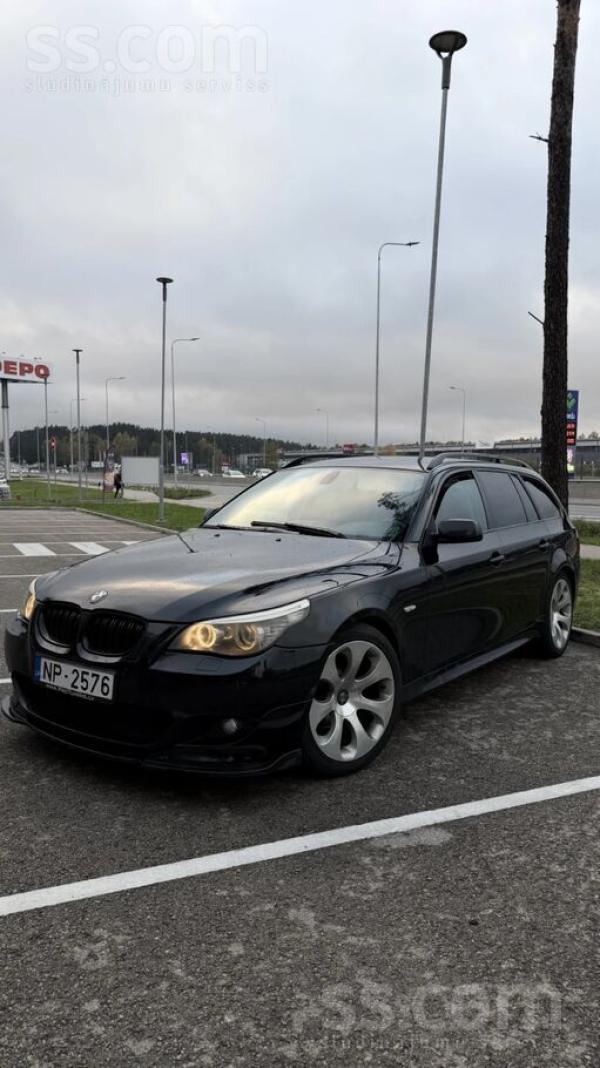 Melns BMW 520 2007 Rīga, ar dzinēja tilpumu 2.00 L un nobraukumu 400 tūkst. km par 4500 €, foto 4 vietnē AUTOMOTO.COM.LV