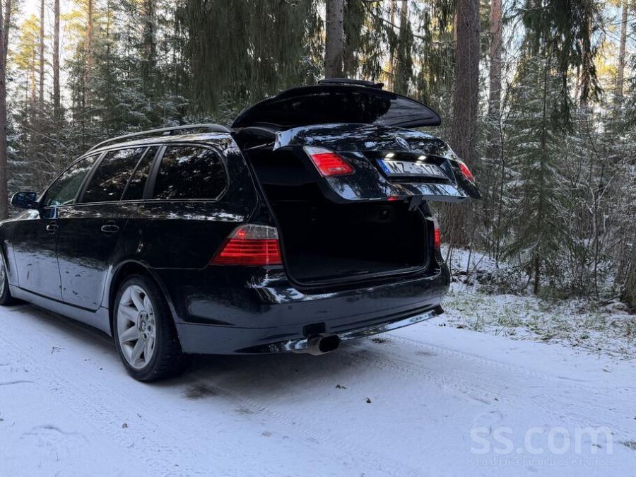 Black BMW 520 2008 in Rezekne, with an engine capacity of 2.00 L and mileage of 274 thousand km for 3800 €, photo 5 on AUTOMOTO.COM.LV