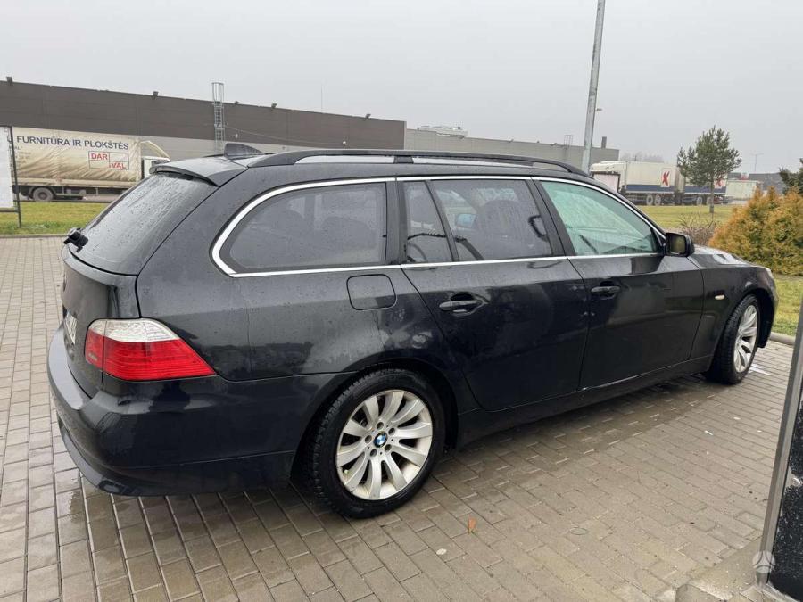 Melns BMW 520 2008 Molėtai, ar dzinēja tilpumu 2.00 L un nobraukumu 357 tūkst. km par 3700 €, foto 3 vietnē AUTOMOTO.COM.LV