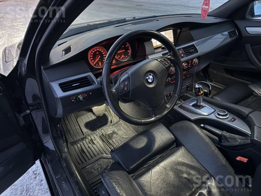 Black BMW 520 2008 in Riga, with an engine capacity of 2.00 L and mileage of 378 thousand km for 4900 €, photo 10 on AUTOMOTO.COM.LV