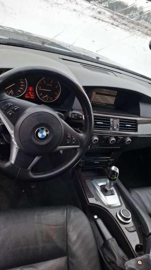 Black BMW 520 2008 in Vilkaviskis, with an engine capacity of 2.00 L and mileage of 345 thousand km for 3850 €, photo 7 on AUTOMOTO.COM.LV