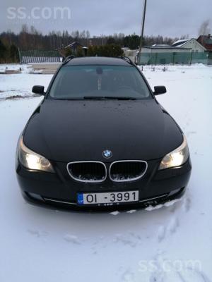 Black BMW 520 2008 in Riga, with an engine capacity of 2.00 L and mileage of 409 thousand km for 4400 €, photo  on AUTOMOTO.COM.LV