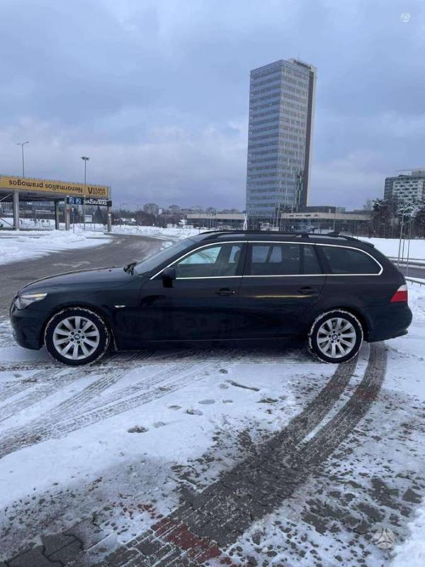 Black BMW 520 2008 in Vilnius, with an engine capacity of 2.00 L and mileage of 359 thousand km for 3600 €, photo 10 on AUTOMOTO.COM.LV