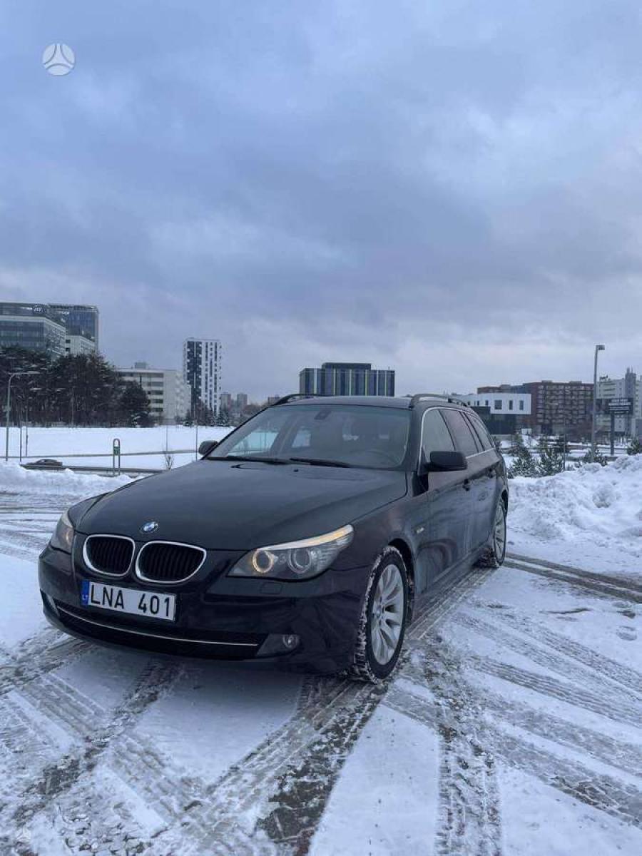 Melns BMW 520 2008 Viļņa, ar dzinēja tilpumu 2.00 L un nobraukumu 359 tūkst. km par 3600 €, foto 12 vietnē AUTOMOTO.COM.LV
