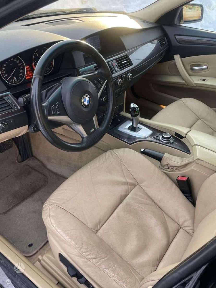 Melns BMW 520 2008 Viļņa, ar dzinēja tilpumu 2.00 L un nobraukumu 359 tūkst. km par 3600 €, foto 16 vietnē AUTOMOTO.COM.LV