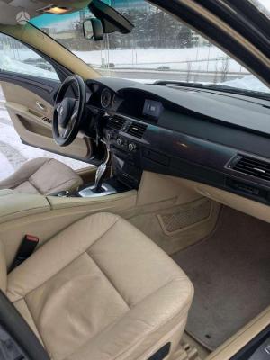 Melns BMW 520 2008 Viļņa, ar dzinēja tilpumu 2.00 L un nobraukumu 359 tūkst. km par 3600 €, foto 19 vietnē AUTOMOTO.COM.LV