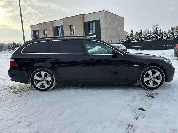 Melns BMW 520 2008 Viļņa, ar dzinēja tilpumu 2.00 L un nobraukumu 455 tūkst. km par 2550 €, foto 4 vietnē AUTOMOTO.COM.LV