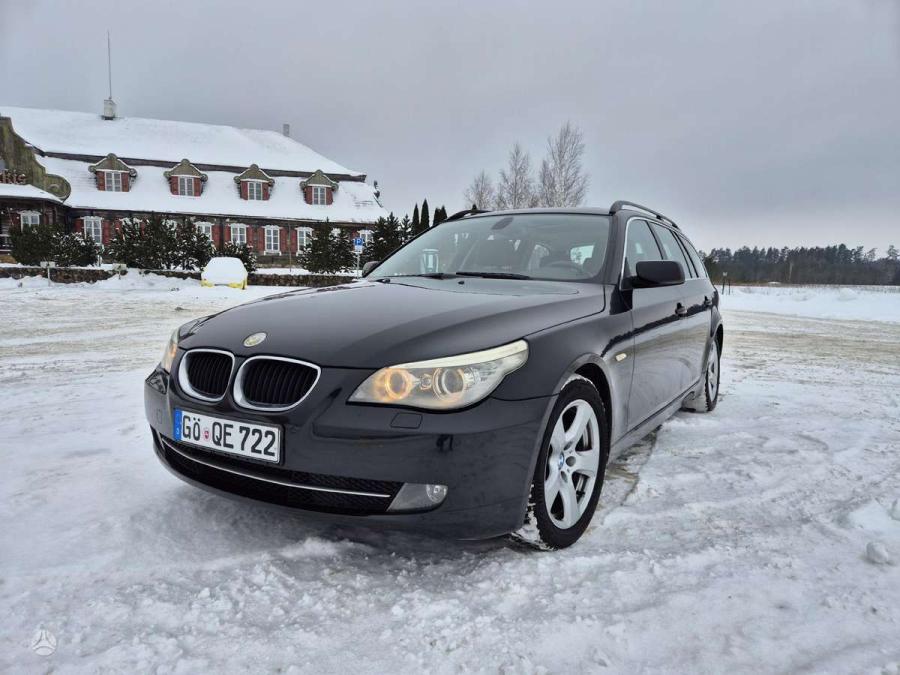 Black BMW 520 2008 in Vilnius, with an engine capacity of 2.00 L and mileage of 278 thousand km for 4900 €, photo 1 on AUTOMOTO.COM.LV