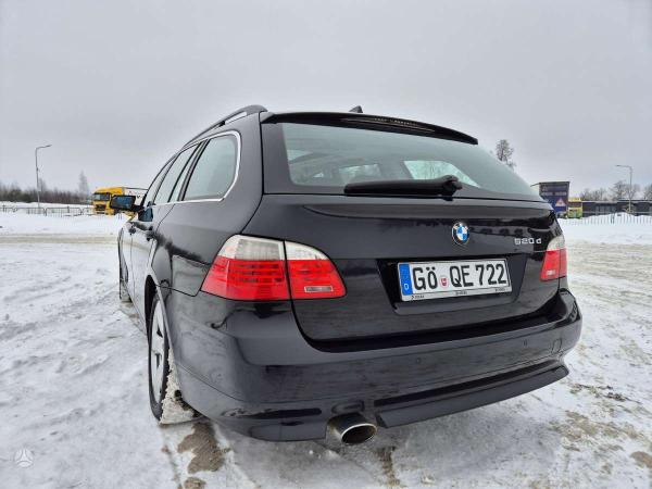 Black BMW 520 2008 in Vilnius, with an engine capacity of 2.00 L and mileage of 278 thousand km for 4900 €, photo 5 on AUTOMOTO.COM.LV