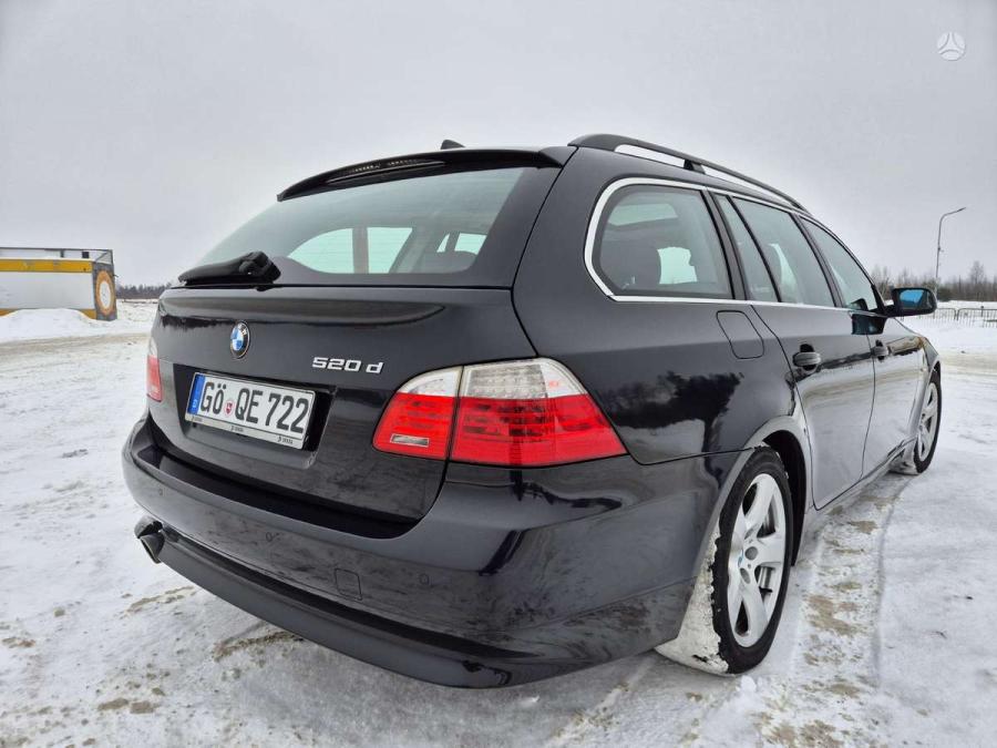 Black BMW 520 2008 in Vilnius, with an engine capacity of 2.00 L and mileage of 278 thousand km for 4900 €, photo 7 on AUTOMOTO.COM.LV