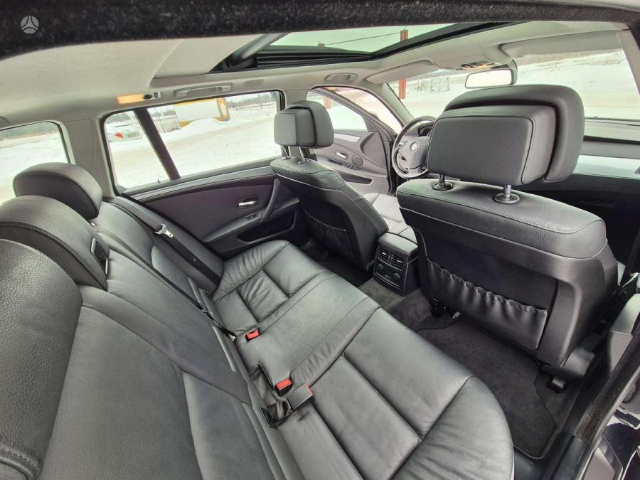 Black BMW 520 2008 in Vilnius, with an engine capacity of 2.00 L and mileage of 278 thousand km for 4900 €, photo 21 on AUTOMOTO.COM.LV