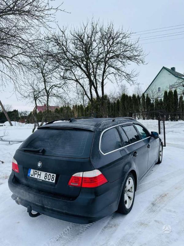 Melns BMW 520 2008 Viļņa, ar dzinēja tilpumu 2.00 L un nobraukumu 481 tūkst. km par 4300 €, foto 3 vietnē AUTOMOTO.COM.LV