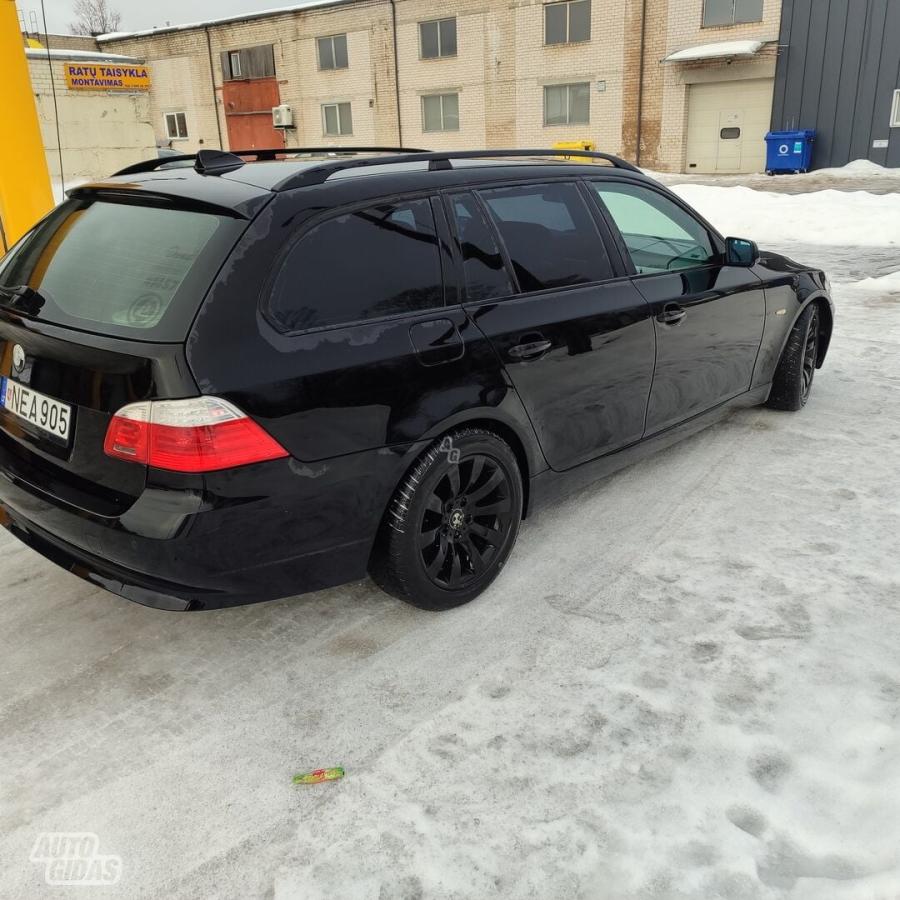 Melns BMW 520 2008 Kauņa, ar dzinēja tilpumu 2.00 L un nobraukumu 360 tūkst. km par 3350 €, foto 7 vietnē AUTOMOTO.COM.LV