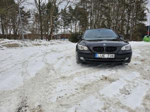 Melns BMW 520 2008 Utena, ar dzinēja tilpumu 2.00 L un nobraukumu 427 tūkst. km par 4000 €, foto 3 vietnē AUTOMOTO.COM.LV