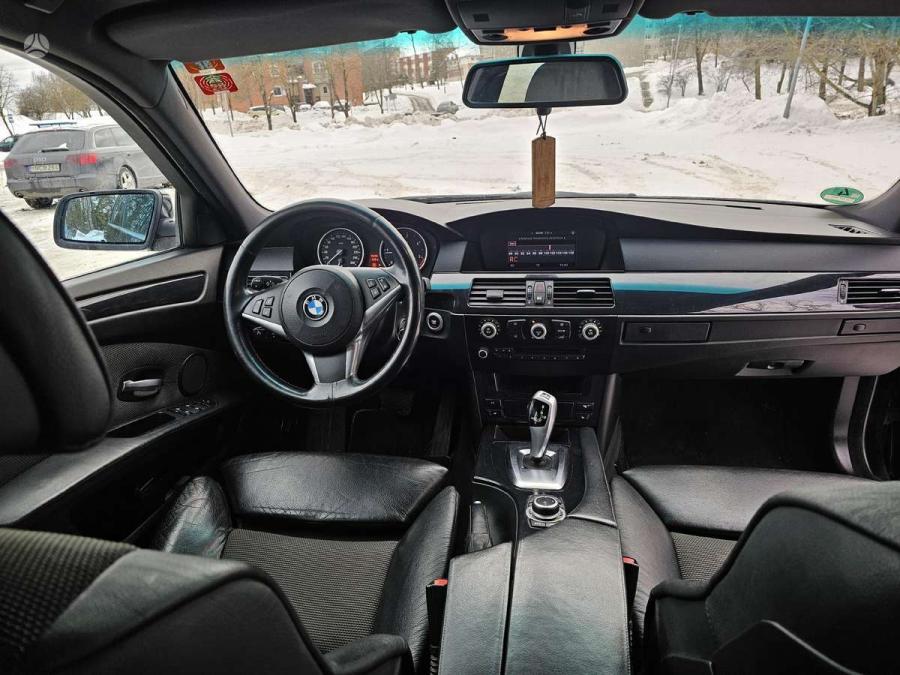 Melns BMW 520 2008 Utena, ar dzinēja tilpumu 2.00 L un nobraukumu 427 tūkst. km par 4000 €, foto 9 vietnē AUTOMOTO.COM.LV